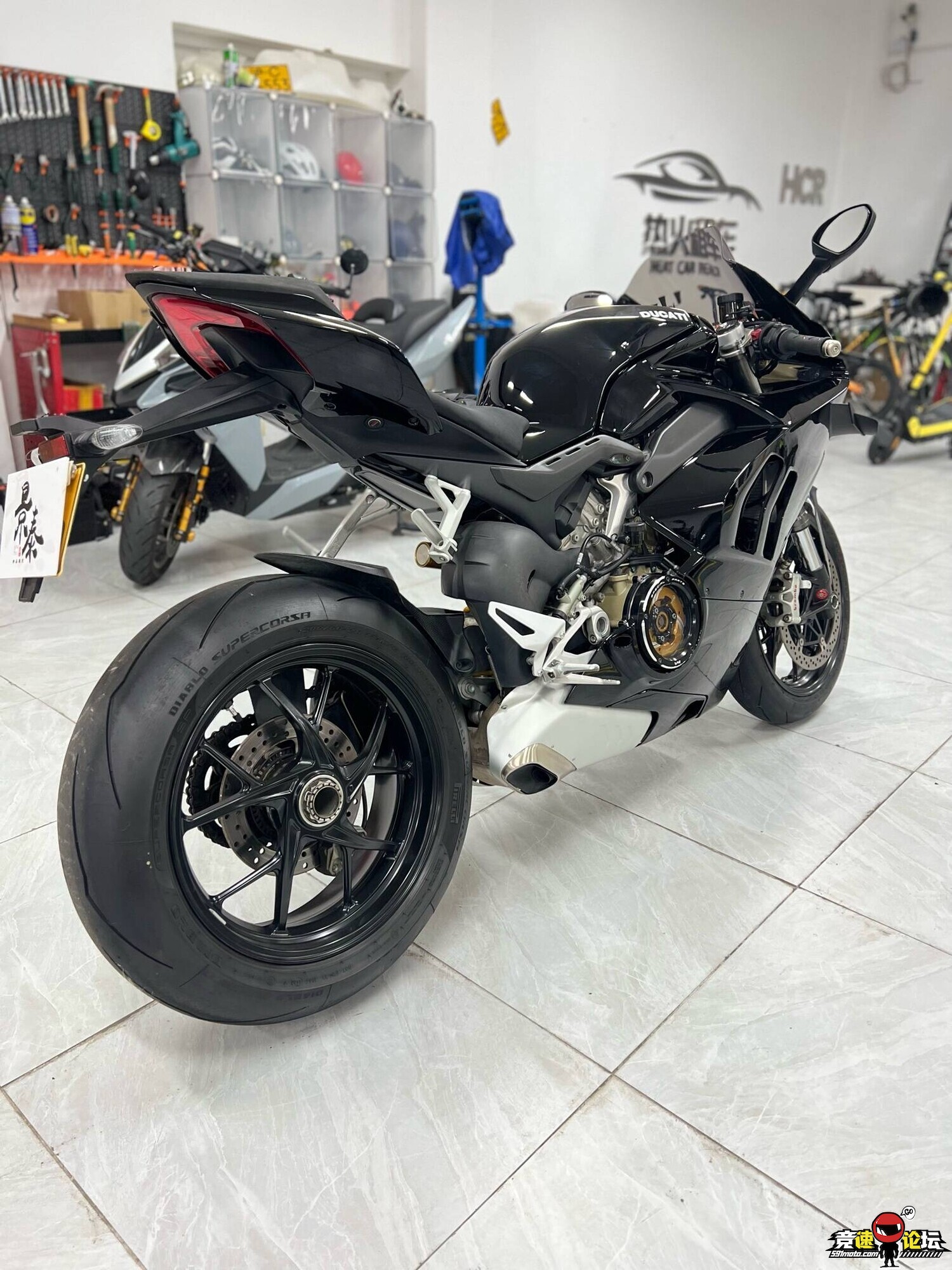 【景泰车行】22年杜卡迪panigale v4黑武士 4000多公里-竞速车友会 - 591moto