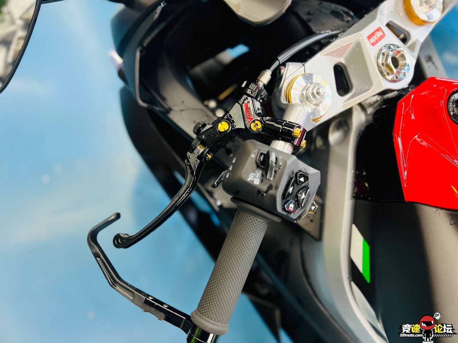 Zmotor-最新拿下 阿普利亚RS660-竞速车友会 - 591moto