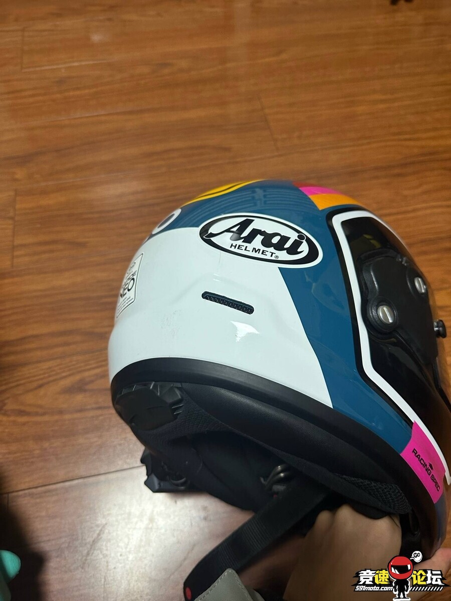 出两个arai neo头盔蓝色的l 白的s 23年4月底买 盒子和油都在 车子卖了不开啦-竞速车友会 - 591moto