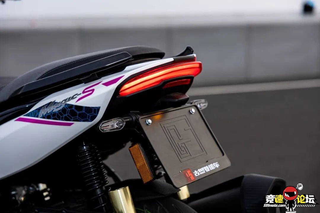 超有个性，超有范儿的踏板，不到10000元就可拿走！-竞速车友会 - 591moto