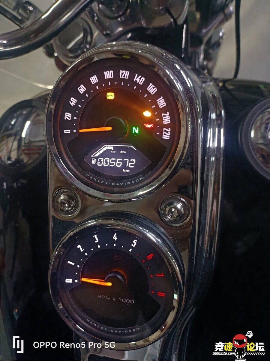 出黄C20年一手车哈雷路威107，光车只要几万块钱，连车带牌出优惠，收黄AC上牌-竞速车友会 - 591moto