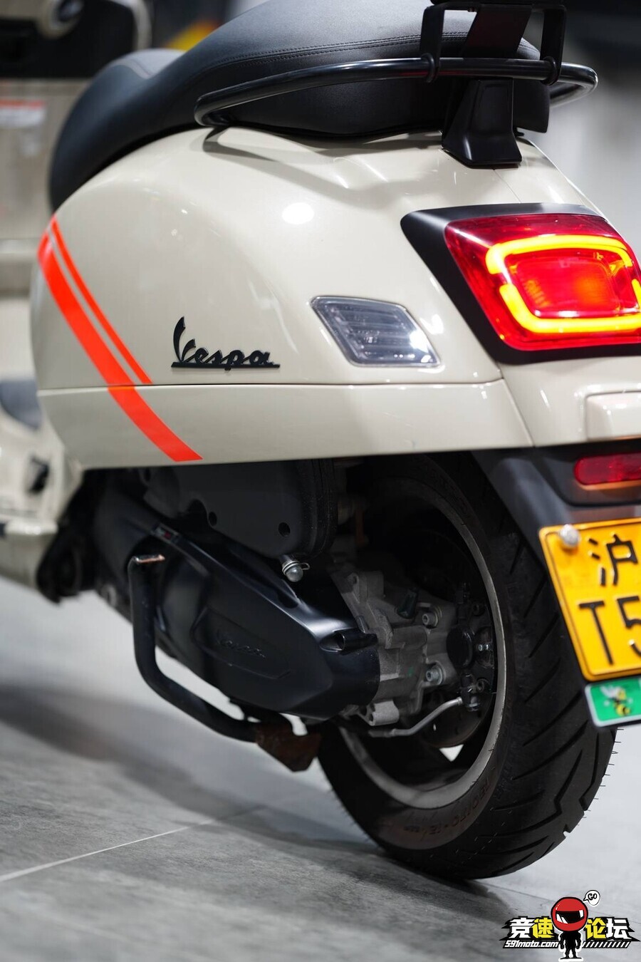 24年vespa gtv300 安全行驶2500公里。前401后903欧老师减震-竞速车友会 - 591moto