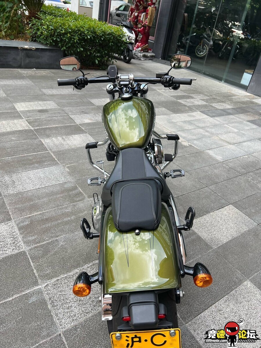 【MOTO BOX】23年4月哈雷突破114目前沪C，仅行驶3500km-竞速车友会 - 591moto