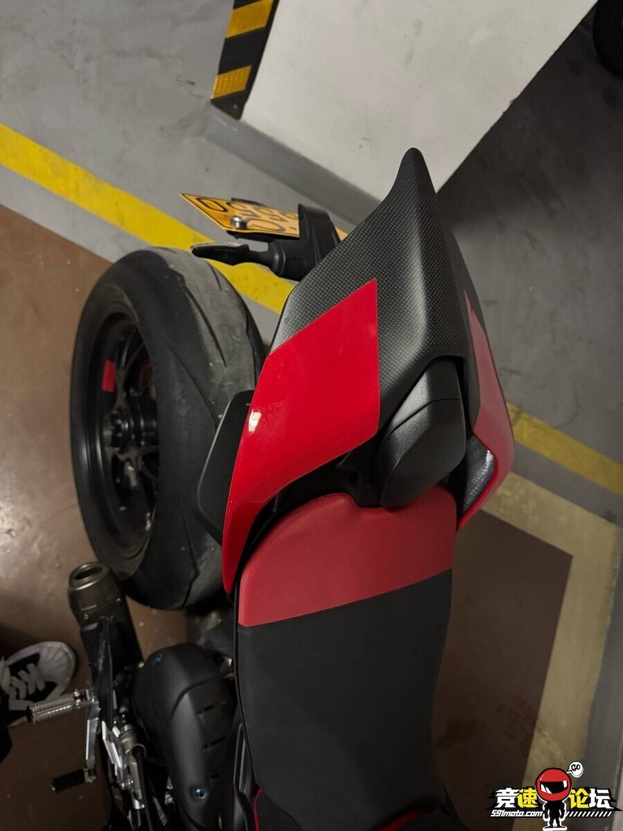 试出22年底v4s-竞速车友会 - 591moto